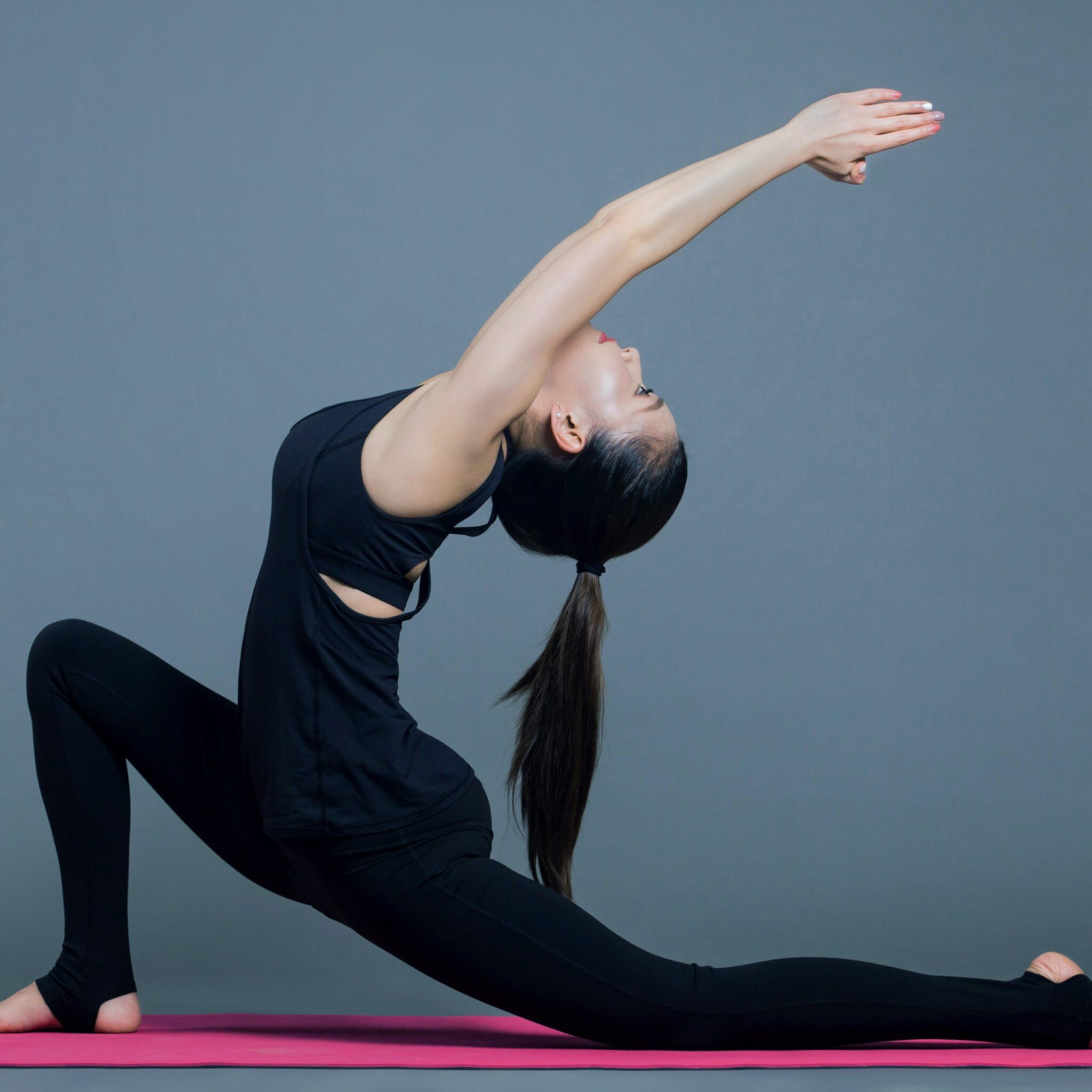 Yoga Ashtanga : définition, origine et bienfait du yoga dynamique ...